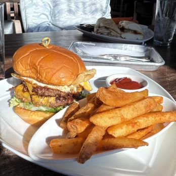 SALT SMOKEHOUSE - Updated May 2025 - 75 Photos & 52 Reviews - 1300 ...