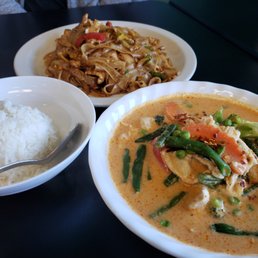 THAILAND STATION - Updated October 2025 - 64 Photos & 76 Reviews - 1730 ...