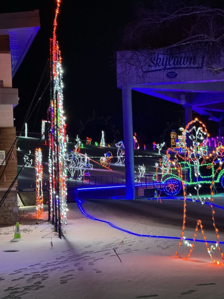 MERRIWEATHER SYMPHONY OF LIGHTS - Updated May 2026 - 89 Photos & 46 ...