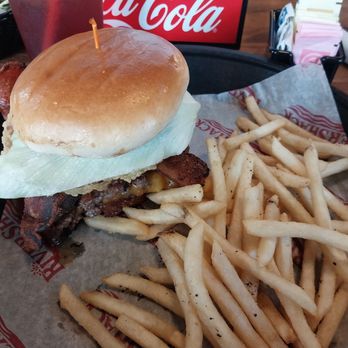 RIVERSHACK - Updated December 2025 - 41 Photos & 27 Reviews - 401 ...