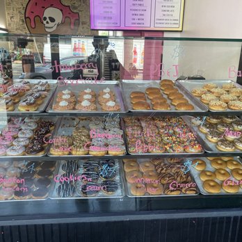 GROUNDS DONUT HOUSE - Updated December 2024 - 125 Photos & 38 Reviews ...