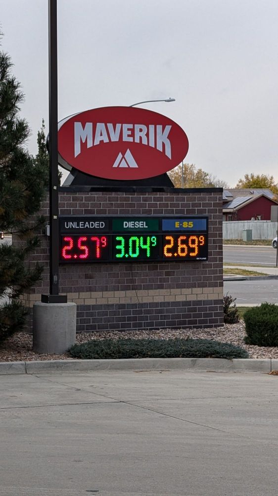 MAVERIK ADVENTURE’S FIRST STOP - Updated August 2025 - 5480 E 120TH AVE ...