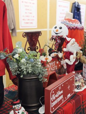 VALLEY THRIFT STORE - Updated April 2026 - 44 Photos & 110 Reviews ...