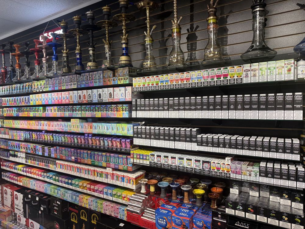 TWILIGHT ZONE SMOKE SHOP - Updated January 2026 - 28 Photos - 933 E ...