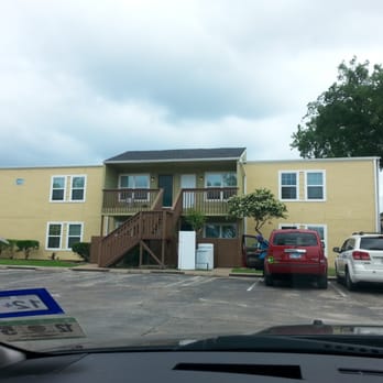SHADOW BAY APARTMENTS - Updated October 2025 - 18 Photos - 1700 Baywood ...