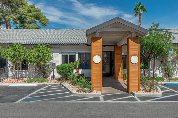 TIDES ON SPENCER - Updated October 2025 - 17 Photos - 4801 Spencer St., Las Vegas, Nevada ...