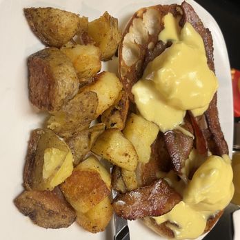 FAT DOG KITCHEN - Updated August 2024 - 94 Photos & 167 Reviews - 99 ...