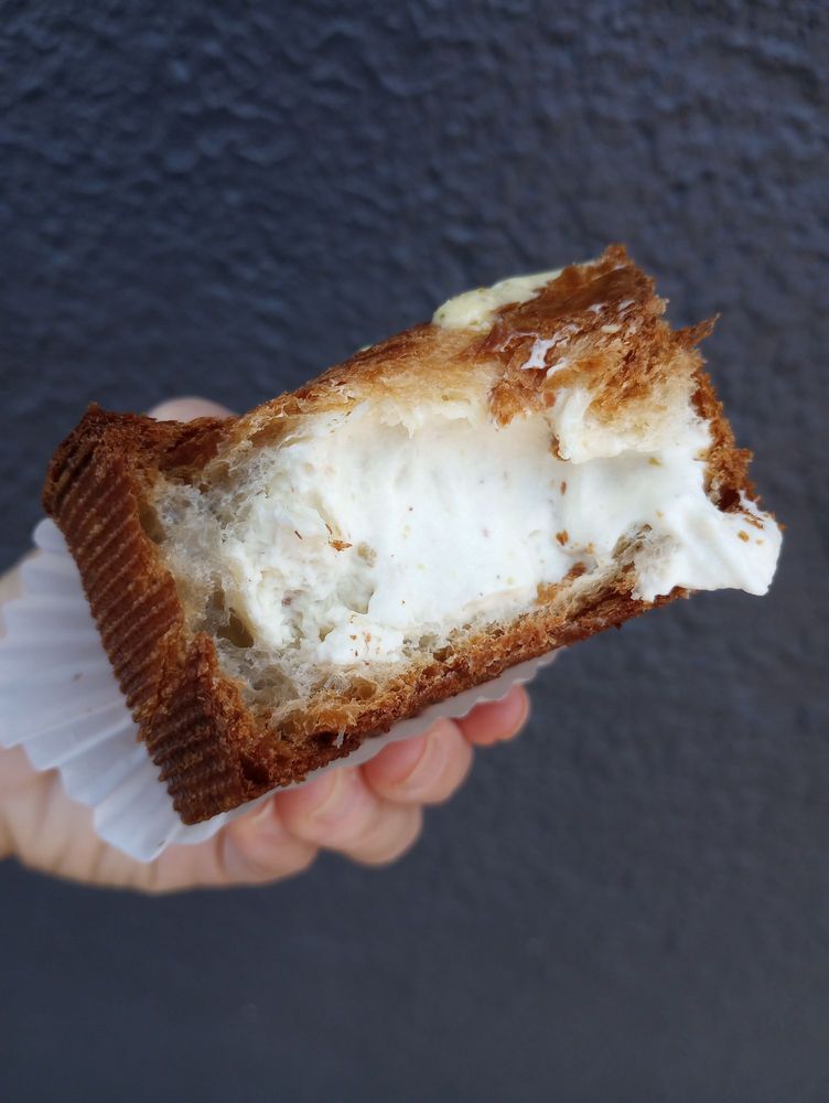 HUGO CAFE - Updated October 2025 - 20 Photos - 399 Bank Street, Ottawa ...