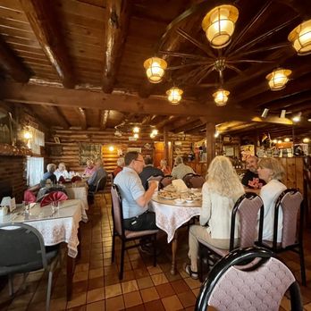 EDELWEISS GERMAN RESTAURANT Updated February 2025 514 Photos 482 Reviews 19 Edelweiss Ln Staunton Virginia German Restaurant Reviews Phone Number Menu Yelp