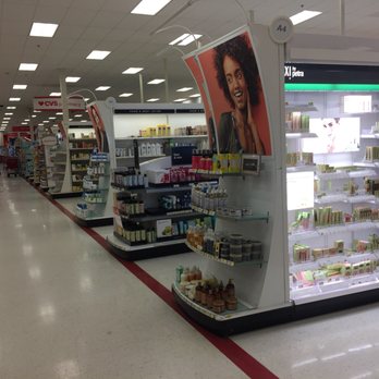 TARGET - Updated July 2025 - 42 Photos & 48 Reviews - 2701 Castor Ave ...