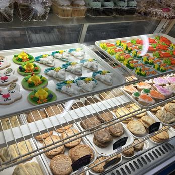 SIMPLE SIMON BAKERY - Updated January 2026 - 24 Photos & 46 Reviews ...