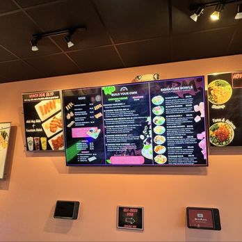 POKE MUNCH - Updated December 2025 - 34 Photos & 38 Reviews - 1762 ...