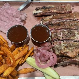 THE ORIGINAL HICK’RY PIT - Updated July 2025 - 533 Photos & 804 Reviews ...