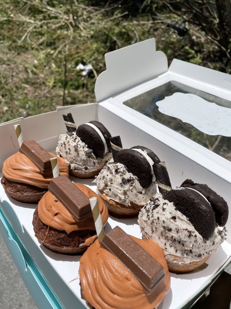 CREATIVLY SWEETS - Updated August 2024 - Chattanooga, Tennessee ...