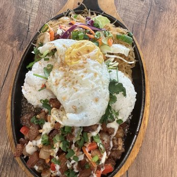 CHEBOGZ - Updated April 2025 - 270 Photos & 115 Reviews - 2710 Beacon ...