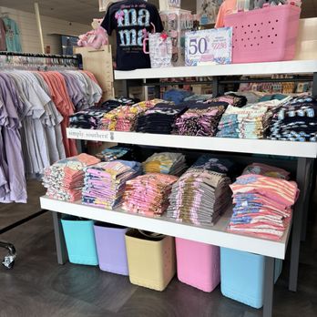 TANGER OUTLETS HERSHEY - Updated November 2025 - 61 Photos - 72 Reviews ...