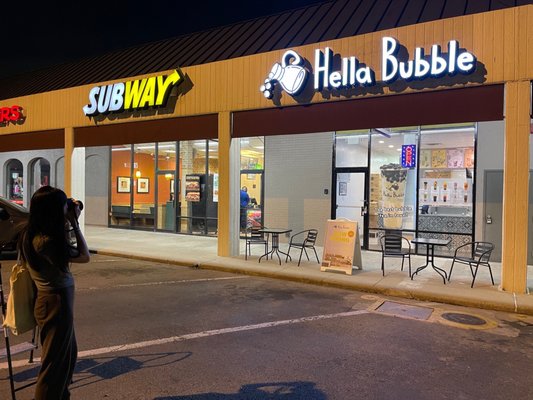 HELLA BUBBLE - Updated May 2024 - 83 Photos & 62 Reviews - 2015 Yale St ...