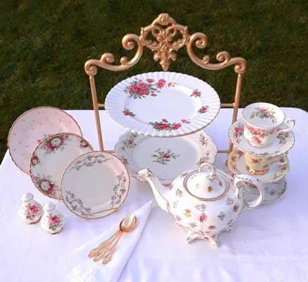 ROYAL TABLE SETTINGS - Updated October 2025 - 48 Photos - Arlington ...