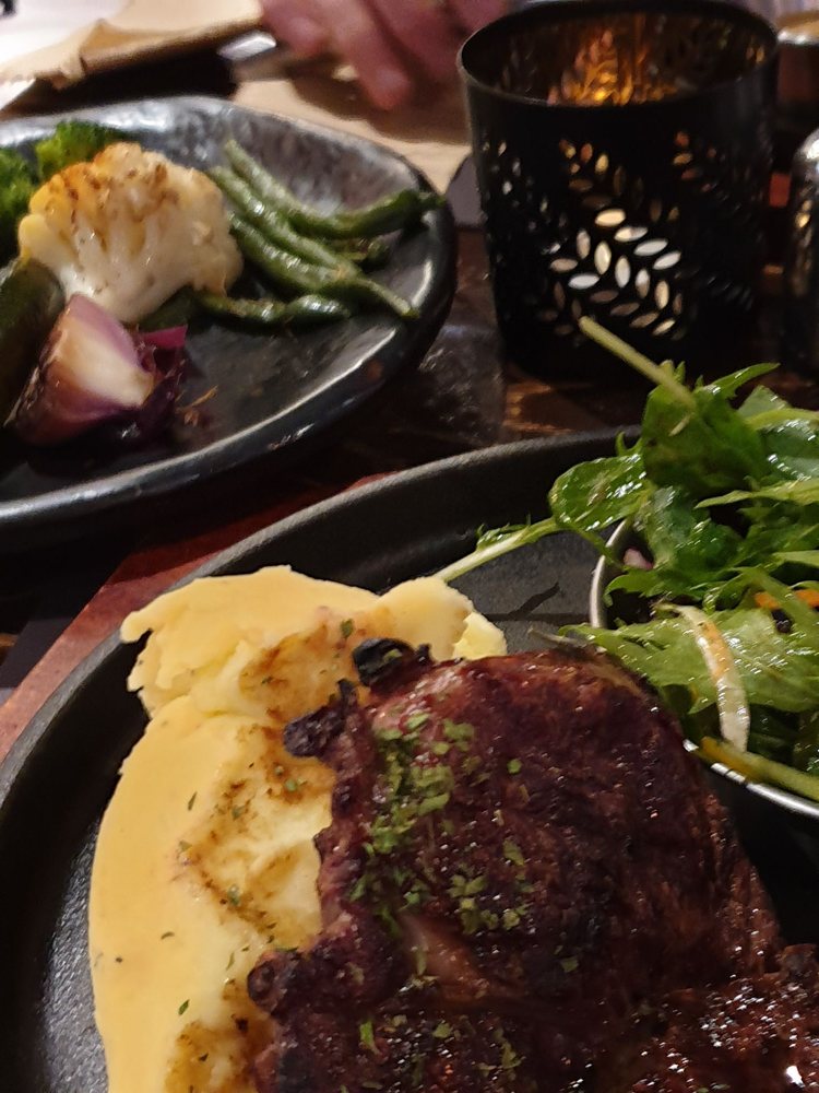 JOHNNY’S STEAKHOUSE - 65 Edinburgh St, Pukekohe, Auckland, New Zealand ...