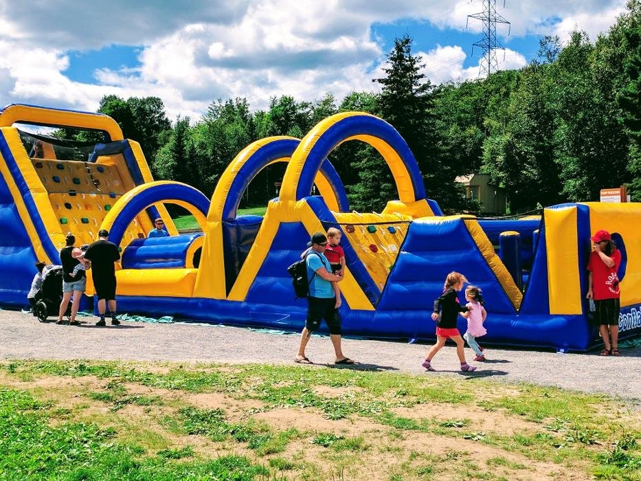JEU GONFLABLE QUEBEC - Updated February 2025 - 16 Photos - 1265 Rue Des ...