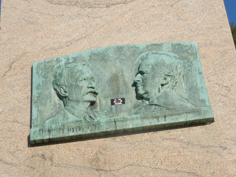 KNICKERBACKER MONUMENT - Updated April 2025 - Knickerbacker Parks ...