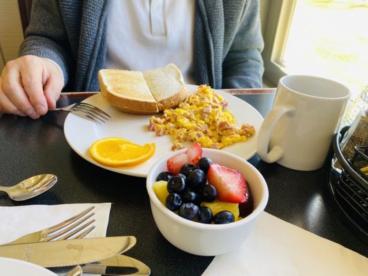 THE MULLIGAN ROOM - Updated June 2025 - 56 Photos & 60 Reviews - 29541 ...