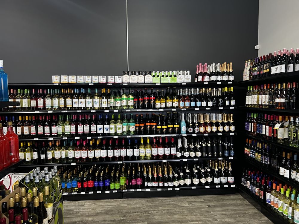 DISCOUNT LIQUOR BEER VAPE & TOBACCO - Updated December 2025 - 6231 ...