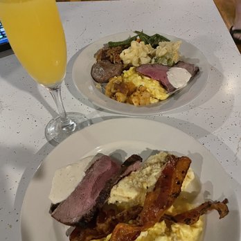 WOLF’S DEN - Updated December 2025 - 65 Photos & 44 Reviews - 617 Wolf ...