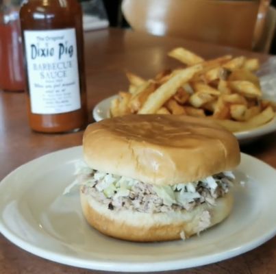 THE DIXIE PIG - Updated December 2025 - 33 Photos & 38 Reviews - 701 N ...