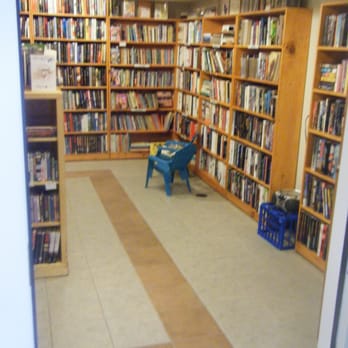 MIDDLETOWN PUBLIC LIBRARY - Updated September 2024 - 11 Photos - 700 W ...