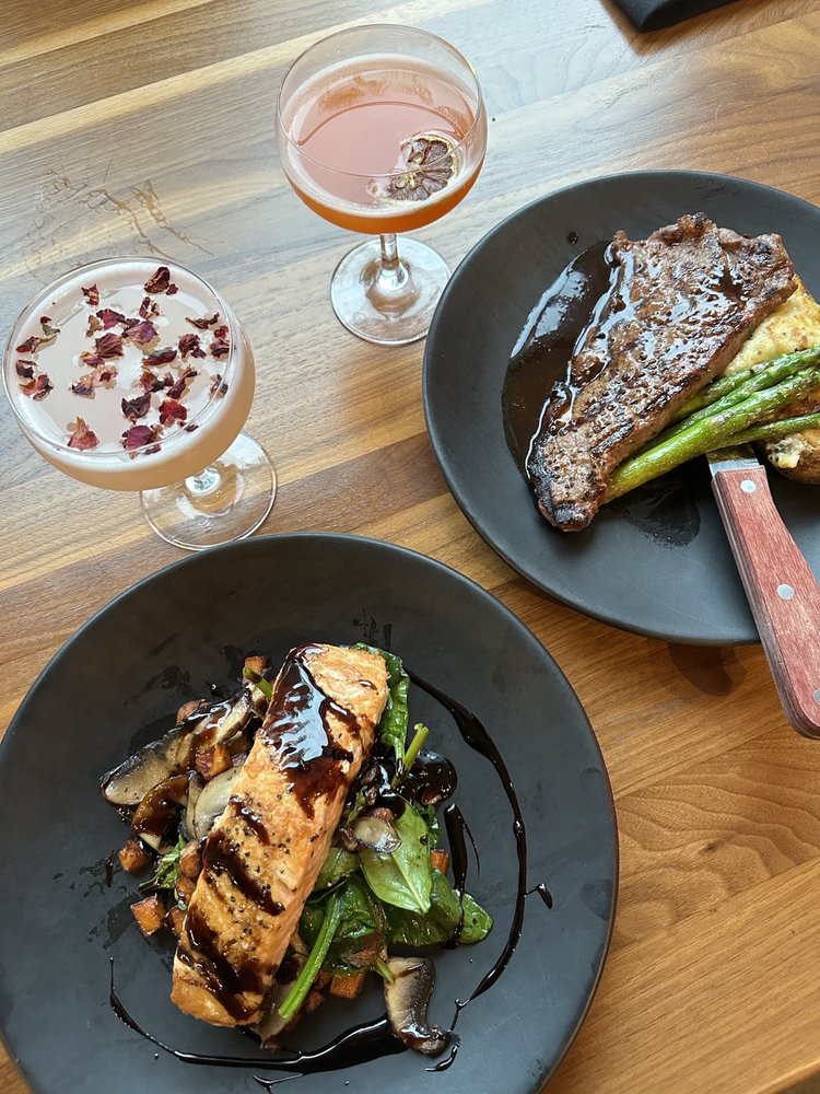 CHEF’S PALETTE - Updated July 2025 - 53 Photos - 1325 S Lamar St ...