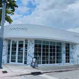 MAMAN - Updated December 2025 - 185 Photos & 65 Reviews - 5801 Sunset ...