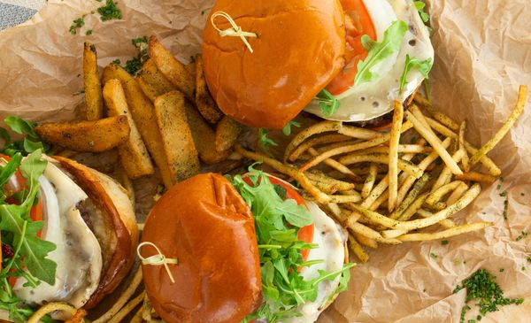 BRIZO BAR & RESTAURANT - Updated 05/2025 - 590 Photos & 373 Reviews ...