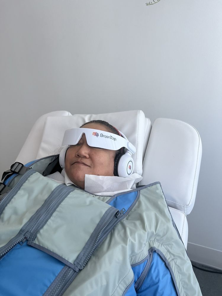 ETHR LAB - Updated December 2025 - 24 Photos & 10 Reviews - 1S550 IL-83 ...