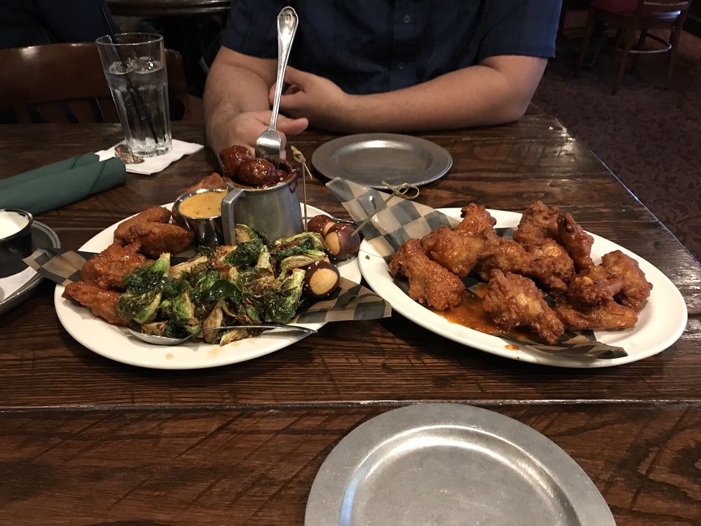 Schuler’s Restaurant & Pub - Takeout & Delivery - 186 Photos & 191 ...