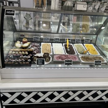 2D CAFE TORNADO - Updated June 2025 - 86 Photos & 28 Reviews - 662 Main ...