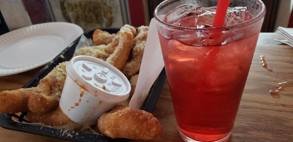 CHARIOT PIZZA - 71 Photos & 126 Reviews - 3930 N Flowing Wells Rd ...