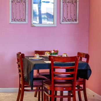 QUIRKY ROYAL TEA ROOM - Updated October 2025 - 142 Photos & 83 Reviews ...