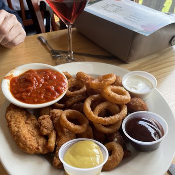 MAPLE ON THE LAKE - Updated October 2024 - 97 Photos & 80 Reviews - 141 ...