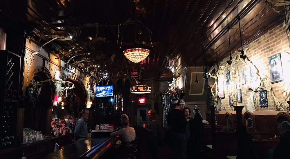 HENRY’S RESTAURANT - 65 Photos & 109 Reviews - Bars - 536 W Main St ...