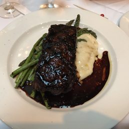 BIS ON MAIN - Updated October 2025 - 449 Photos & 580 Reviews - 10213 ...