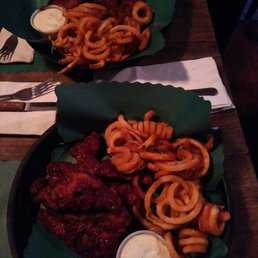 BUFFALO TAP HOUSE - Updated September 2025 - 116 Photos & 88 Reviews ...