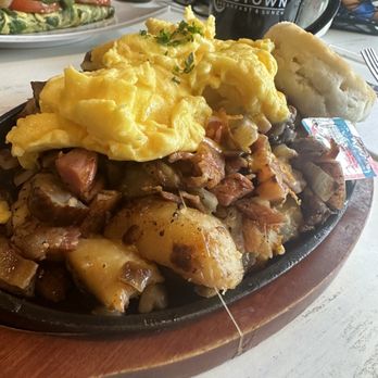 EGGTOWN - Updated November 2024 - 274 Photos & 166 Reviews - 17507 ...