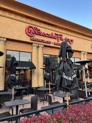THE CHEESECAKE FACTORY - Updated September 2025 - 967 Photos & 710 ...