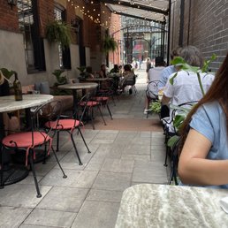 LAPINOU - Updated October 2025 - 181 Photos & 61 Reviews - 642 King ...