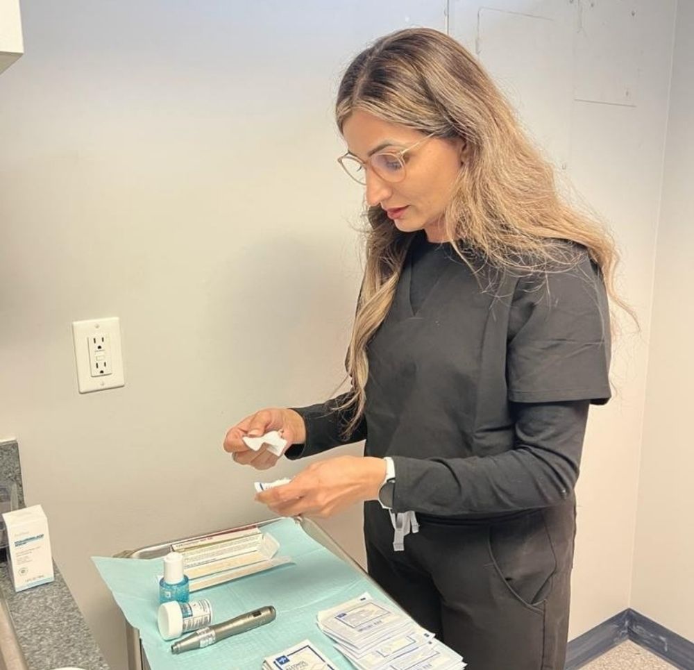 SEATTLE AESTHETIC INJECTOR - 4300 Talbot Rd S, Renton, Washington ...