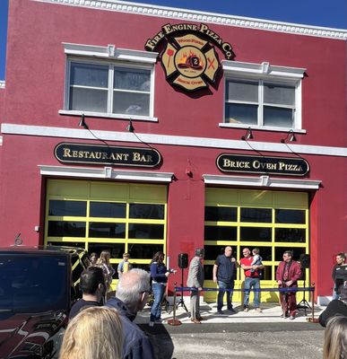 FIRE ENGINE PIZZA CO. - Updated October 2025 - 24 Photos & 13 Reviews ...