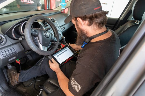 UNIVERSITY AUTO REPAIR - Updated May 2026 - 29 Photos & 79 Reviews ...