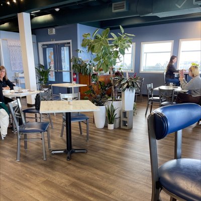 SILVER LINING CAFE - Updated December 2025 - 32 Photos & 25 Reviews ...