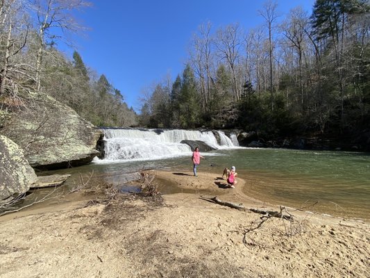 RILEY MOORE FALLS - Updated November 2025 - 15 Photos - Riley Moore ...